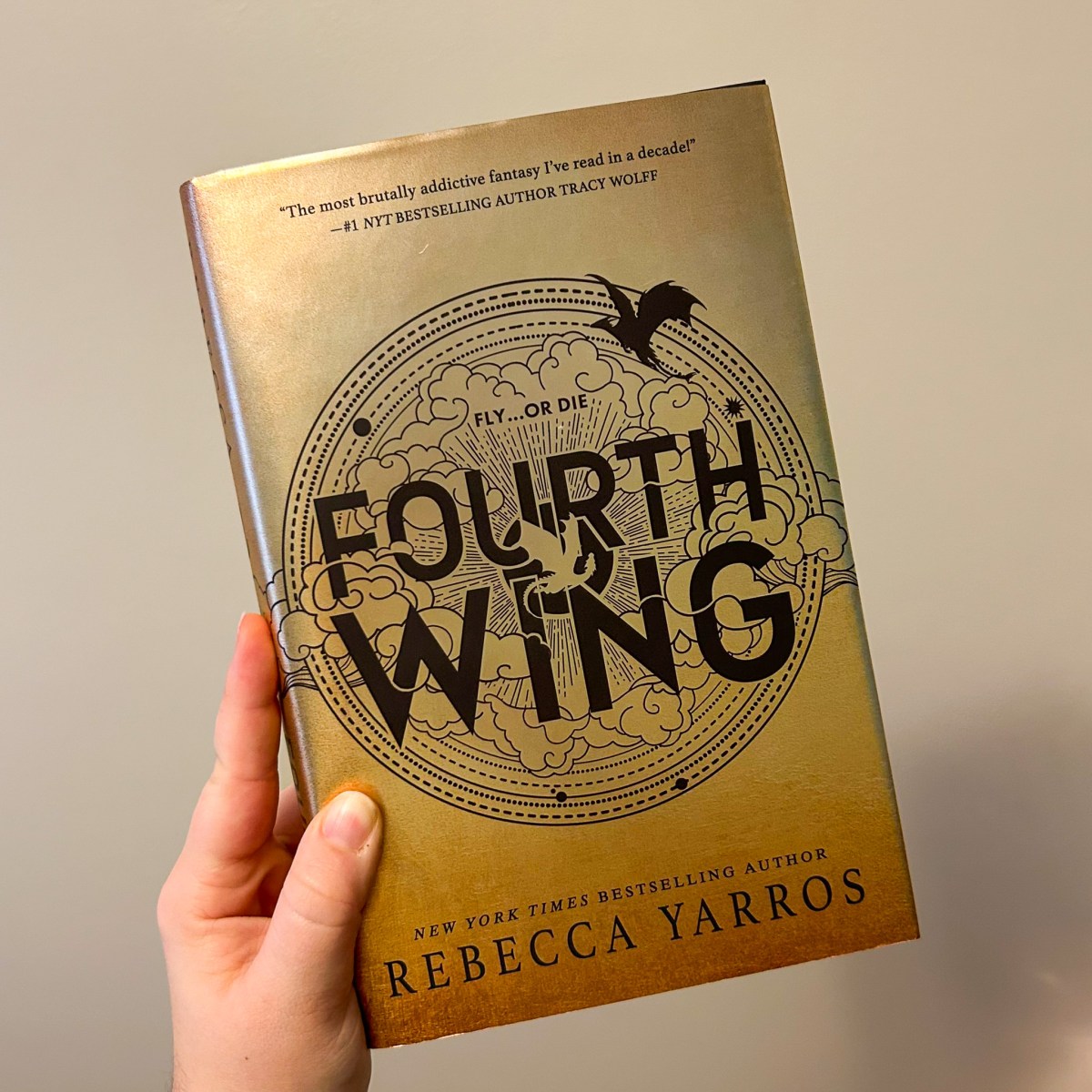Review: Fourth Wing by Rebecca Yarros – Shar's Books